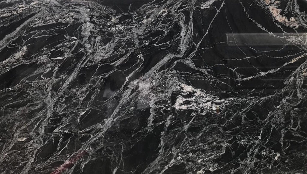 Bellezza Nera – Kstone